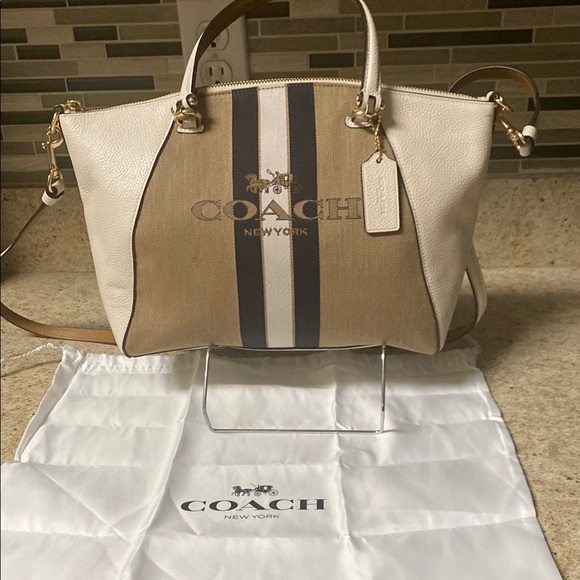 Coach | Bags | Coach Tan And White Satchel Bag With Elegant Design Nwot ...